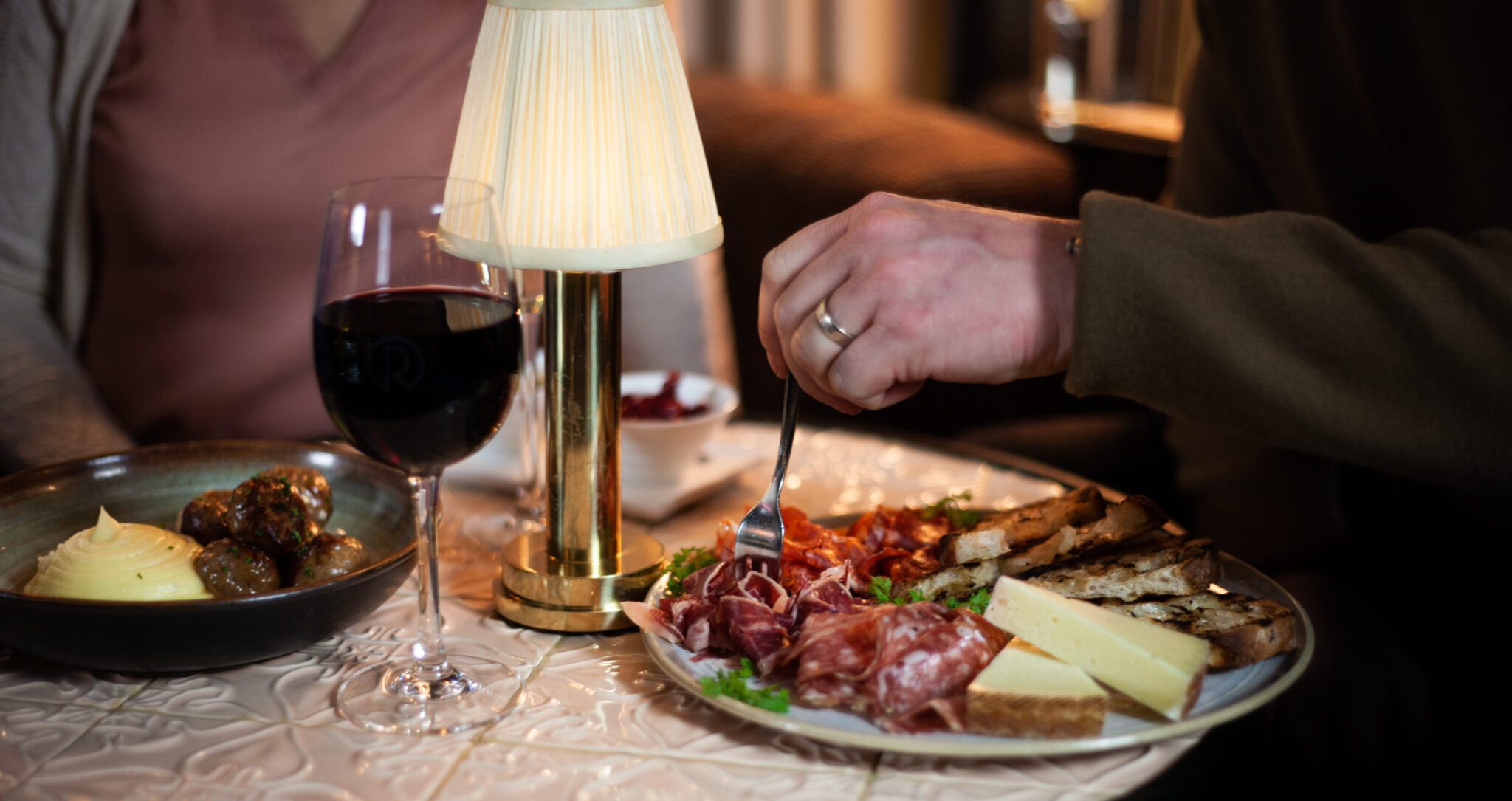 Watson's Bar Södermalm - Vinbar med uteservering | Hotel Rival