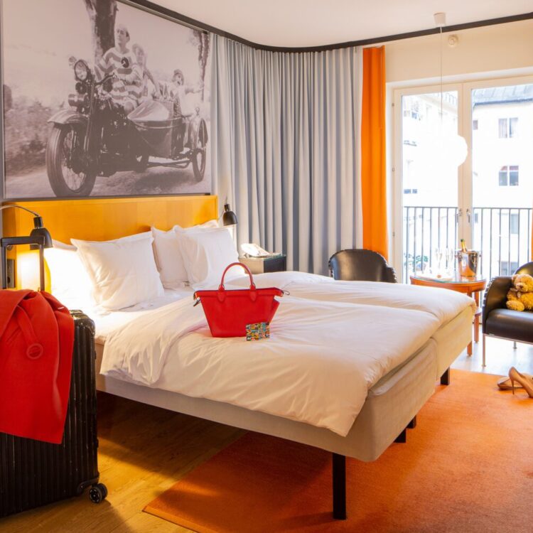 Shower Stockholm - Teater & konserter Stockholm | Hotel Rival